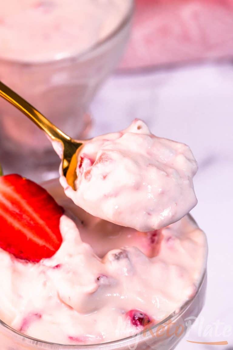 Easy Keto Strawberry Mousse - MyKetoPlate